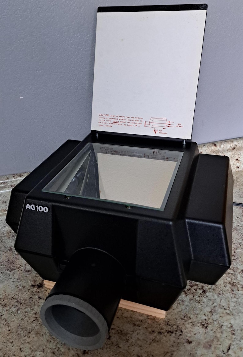 Artograph AG100 Versatile ART PROJECTOR W/ Lens, Manual Tested & Works ...