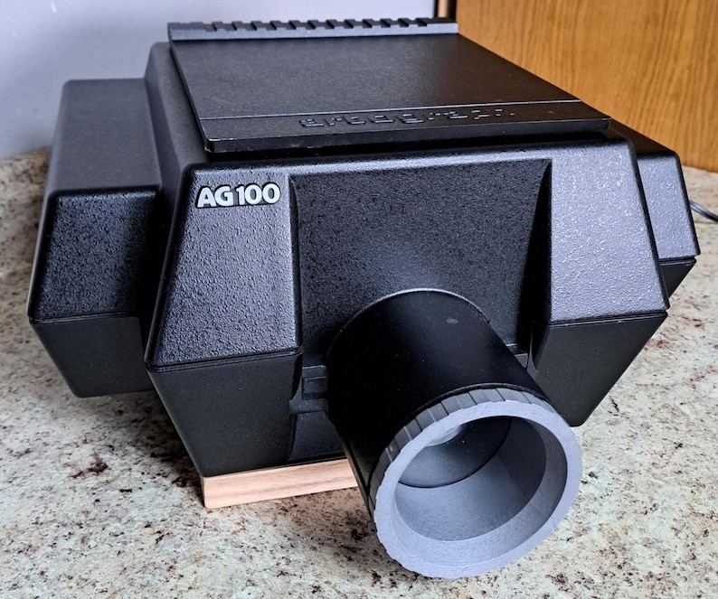 Artograph AG100 Versatile ART PROJECTOR W/ Lens, Manual Tested & Works ...