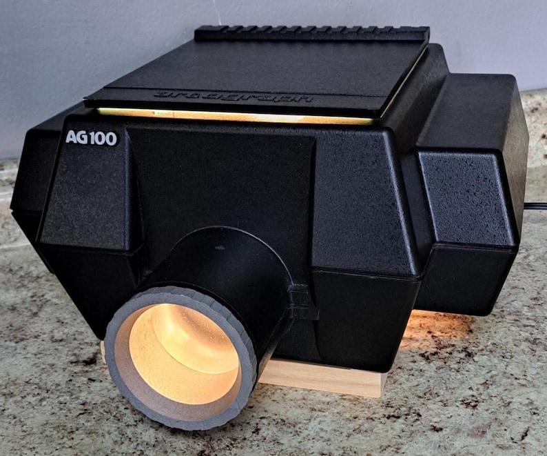 Artograph AG100 Versatile ART PROJECTOR W/ Lens, Manual Tested & Works ...