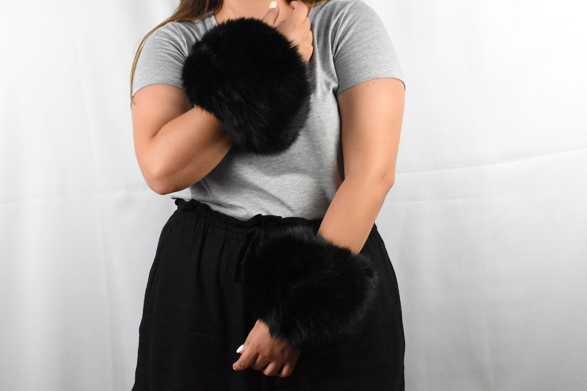 Gorgeous Black Fox Fur Cuffs Detachable Fur Cuffs Fox Fur | Etsy