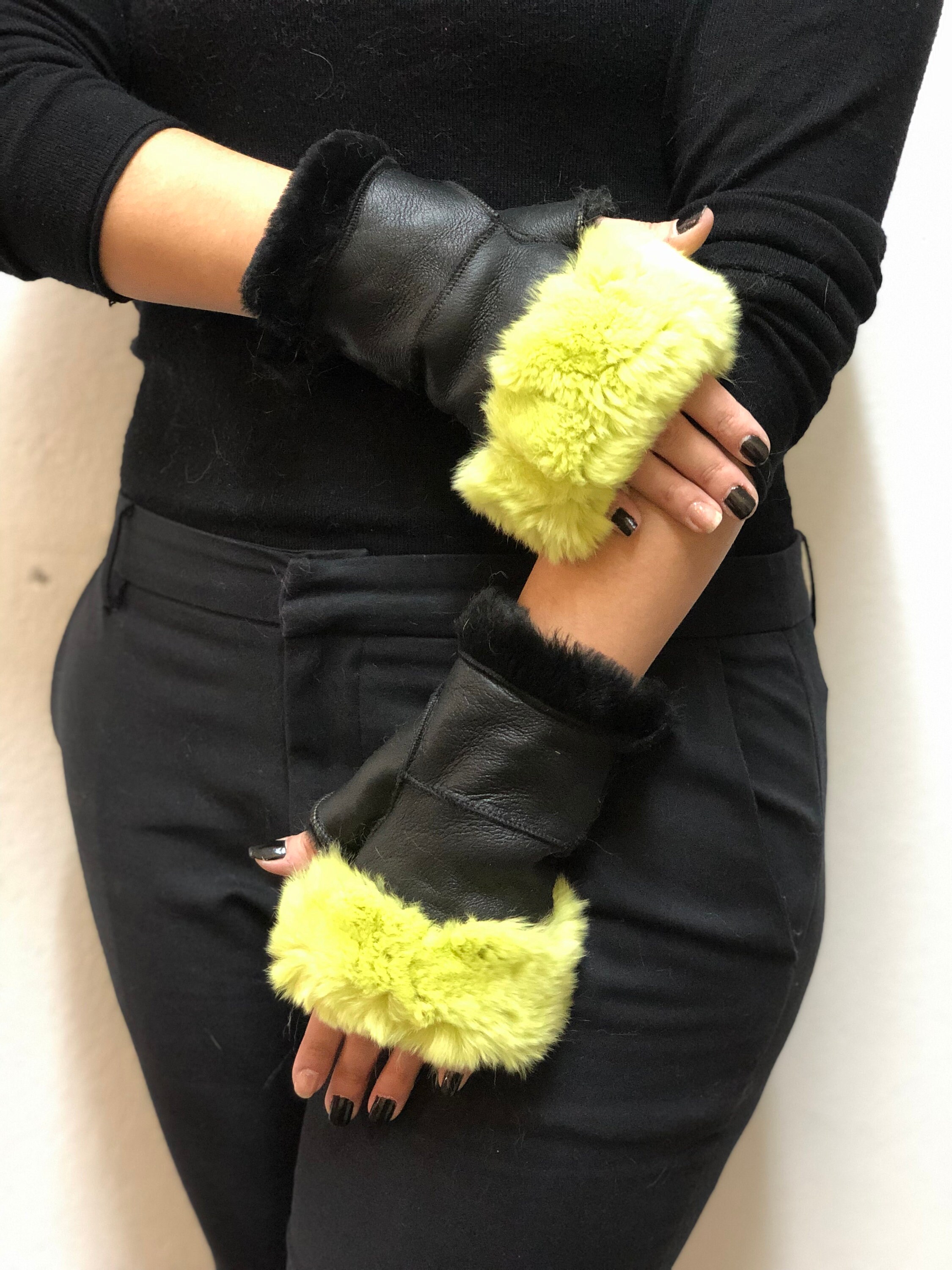 Beautiful Sheepskin Gloves Fingerless Gloves Rabbit Gloves - Etsy