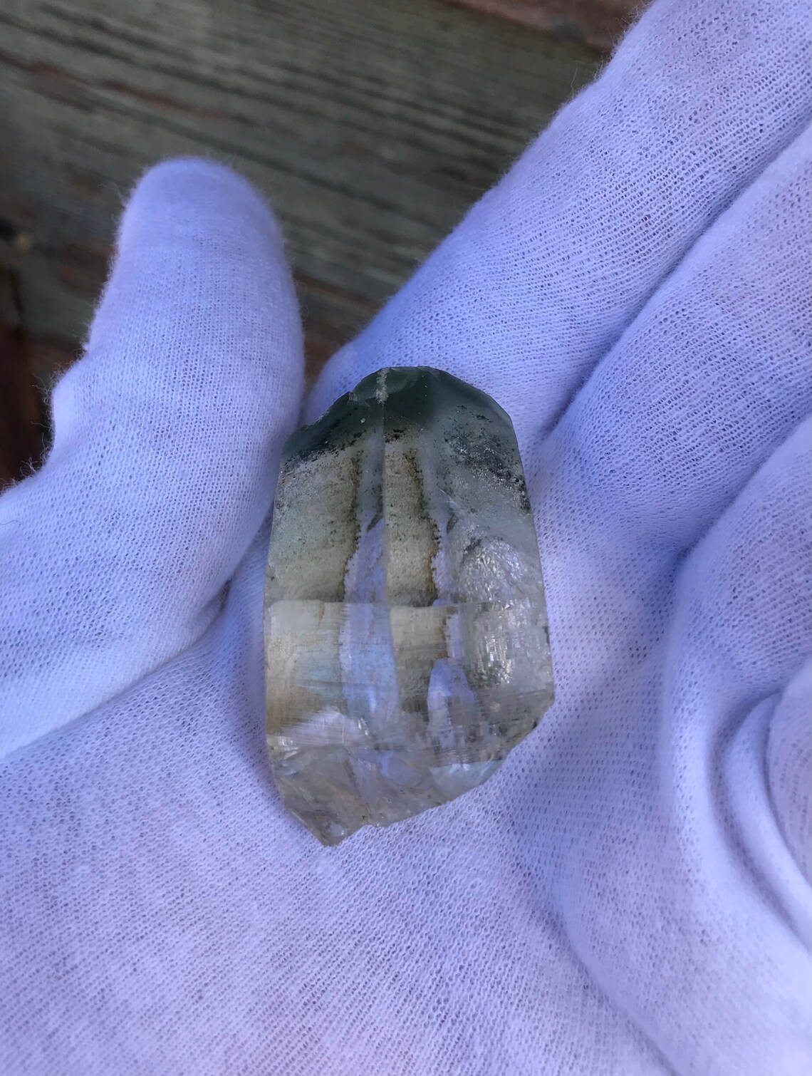 Top Class Chlorite Quartz Crystal, Raw Chlorite Phantom Quartz Crystal ...