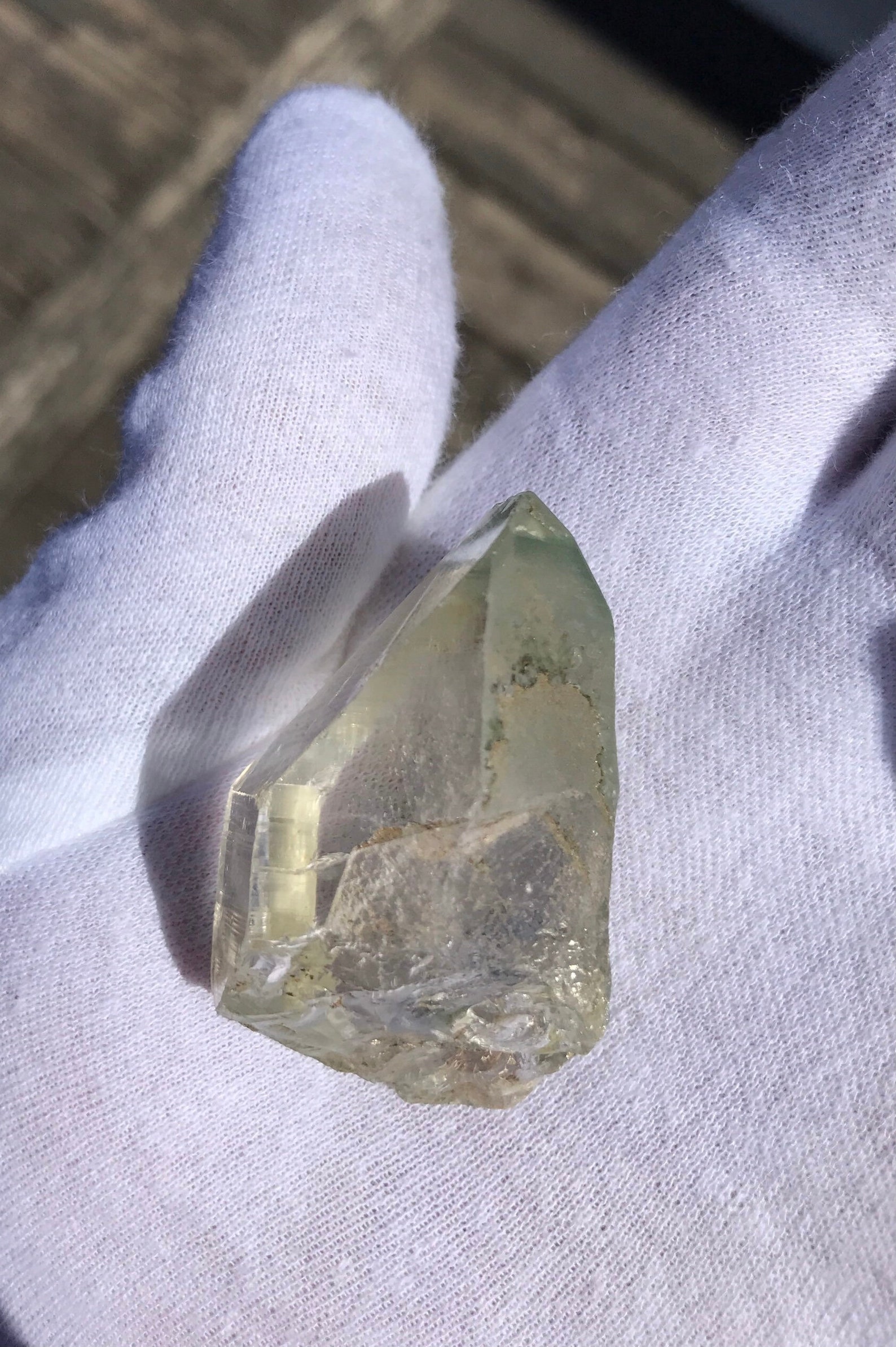 Top Class Chlorite Quartz Crystal, Raw Chlorite Phantom Quartz Crystal ...