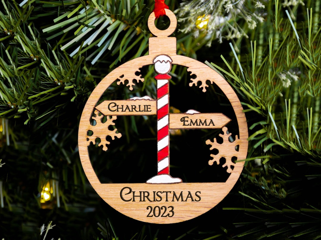 North Pole Sign Family Christmas Tree Decoration, up to 7 Names ...