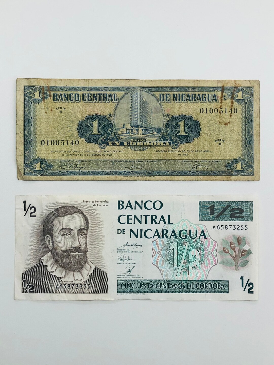 Nicaragua 1 Cordoba and 1/2 Cordoba 1960s-1990s Lot of 2 - Etsy