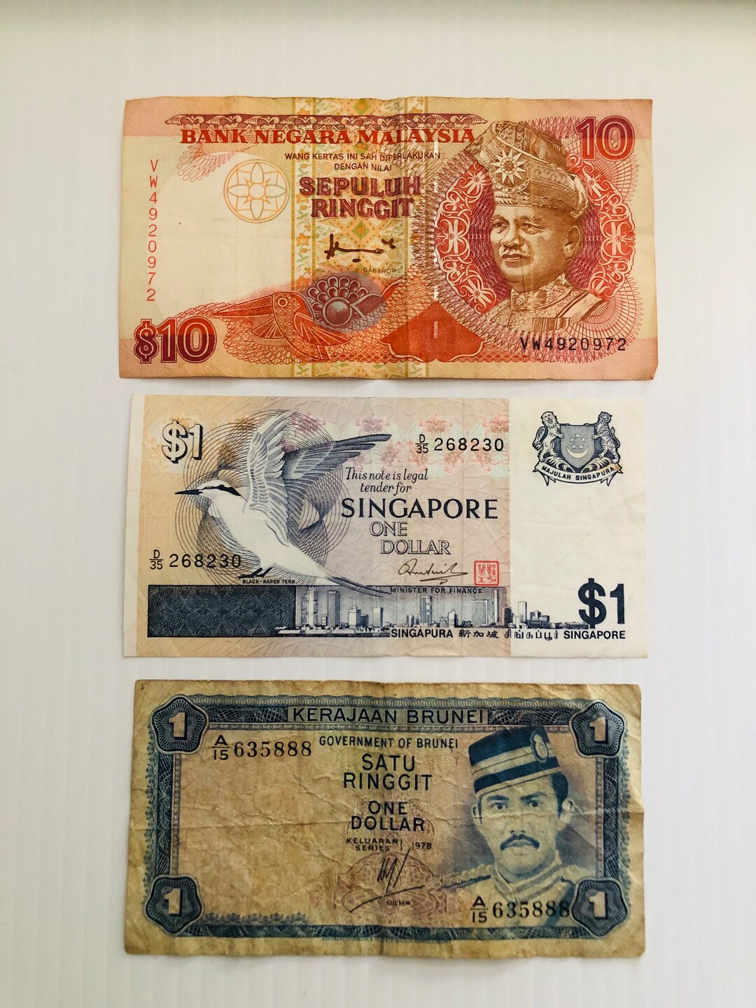 Southeast Asia Lot of 3 Banknotes: Malaysia, Singapore, Brunei - Etsy