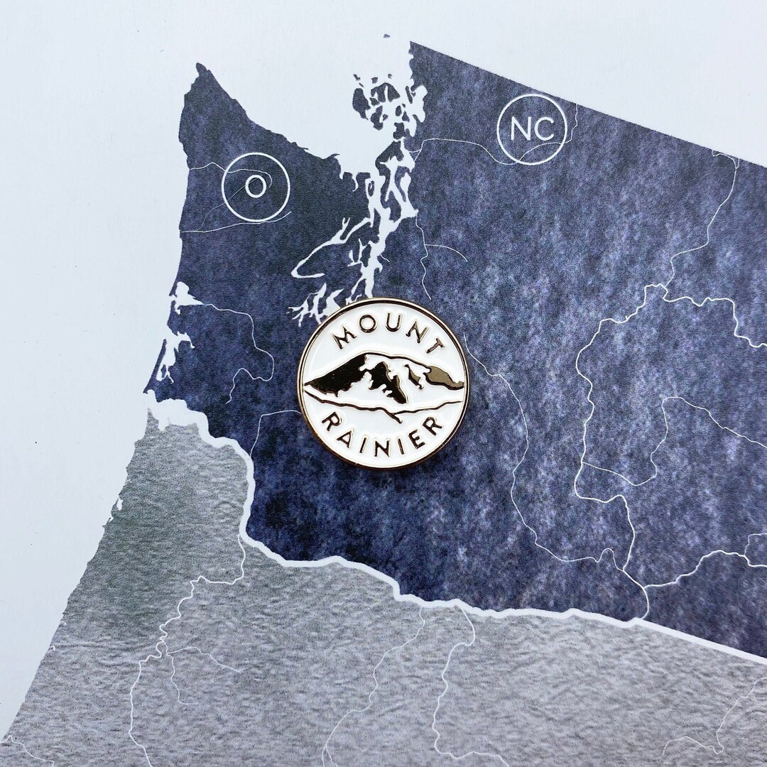 Mount Rainier NP Enamel Magnet- Collectible Token for the National Park ...