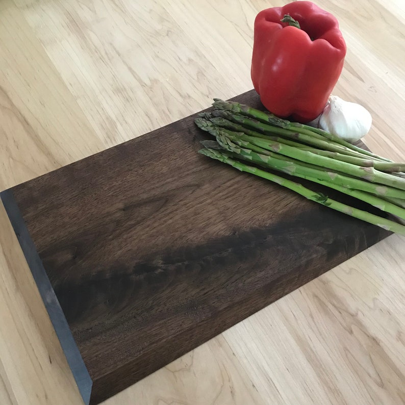 Beveled Edge Walnut Cutting Board - Etsy