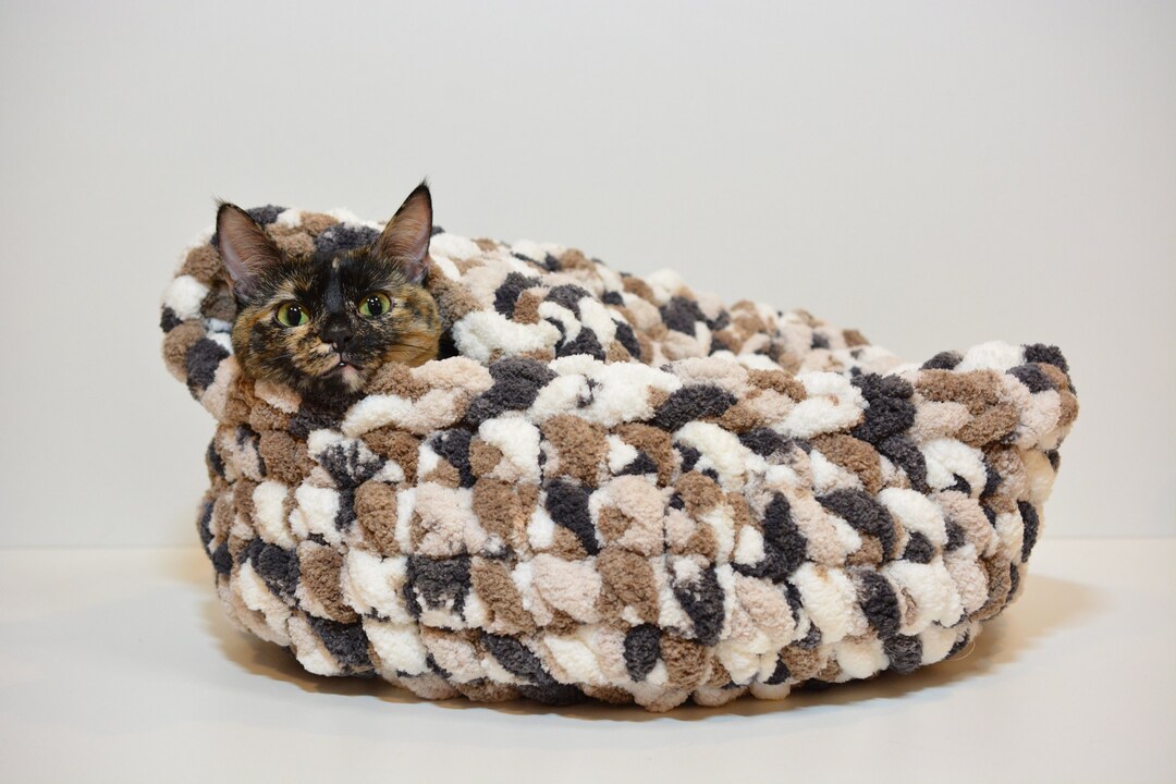 Comfy Crochet Cat Den - Etsy
