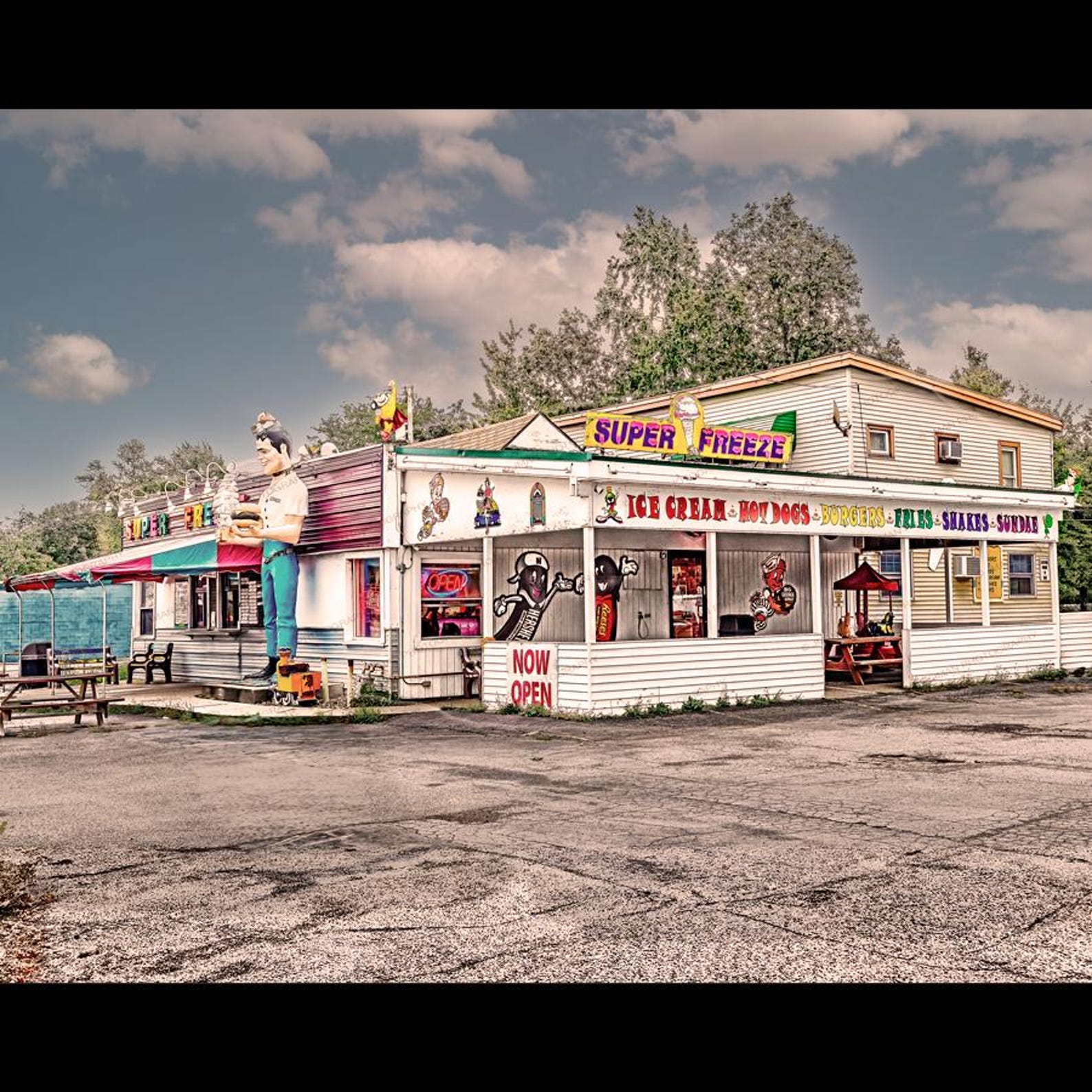 Super Freeze Diner, Ice Cream Shop, 1950's Era Diner, Nostalgic Eatery ...