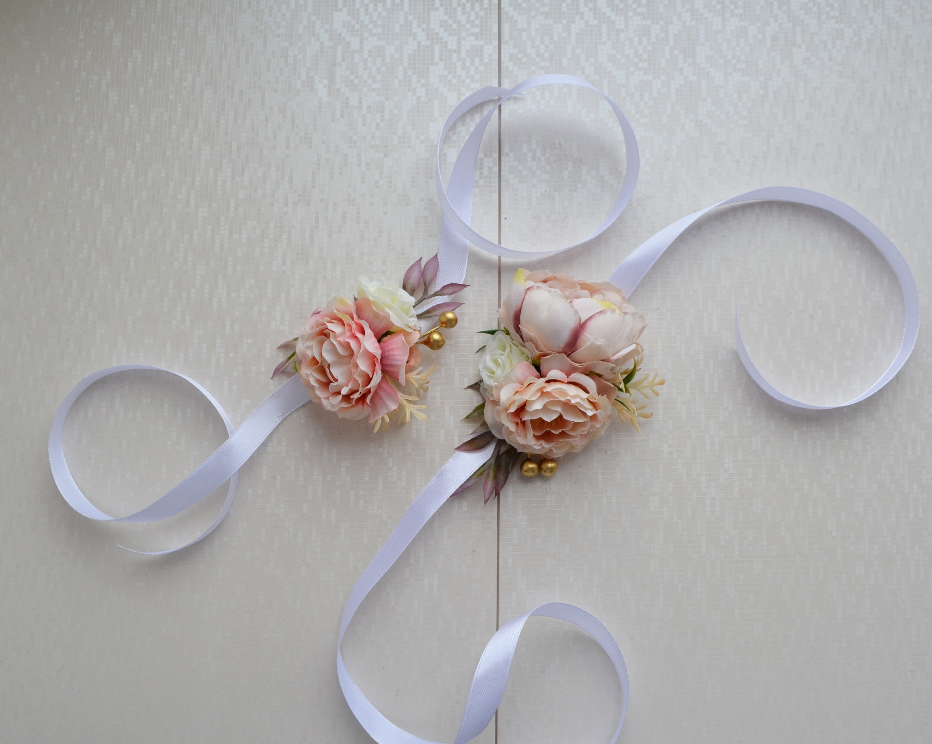 Small Pink Wrist Corsage Light Pink Boutonniere Groom - Etsy