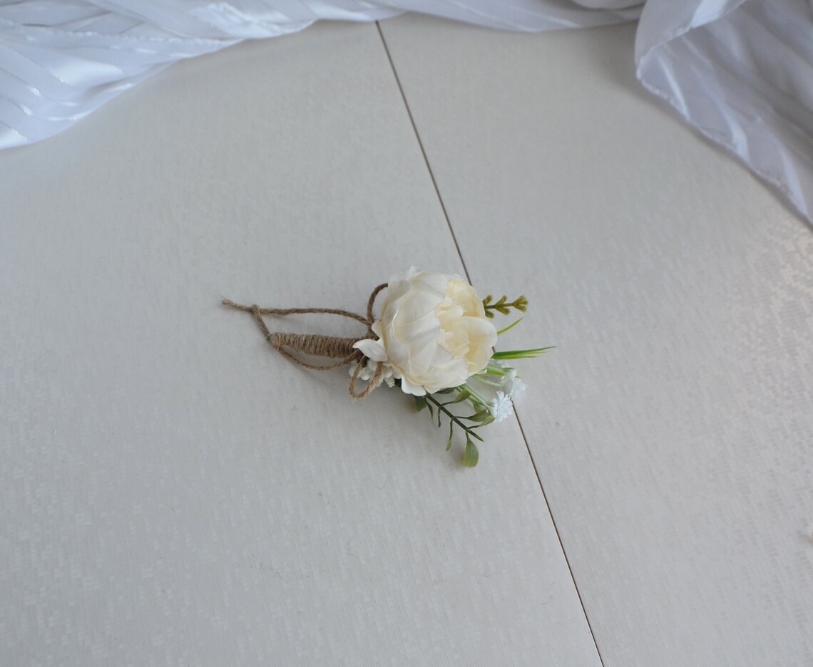Ivory Boutonniere Small Boutonniere Beige Groom Buttonhole - Etsy