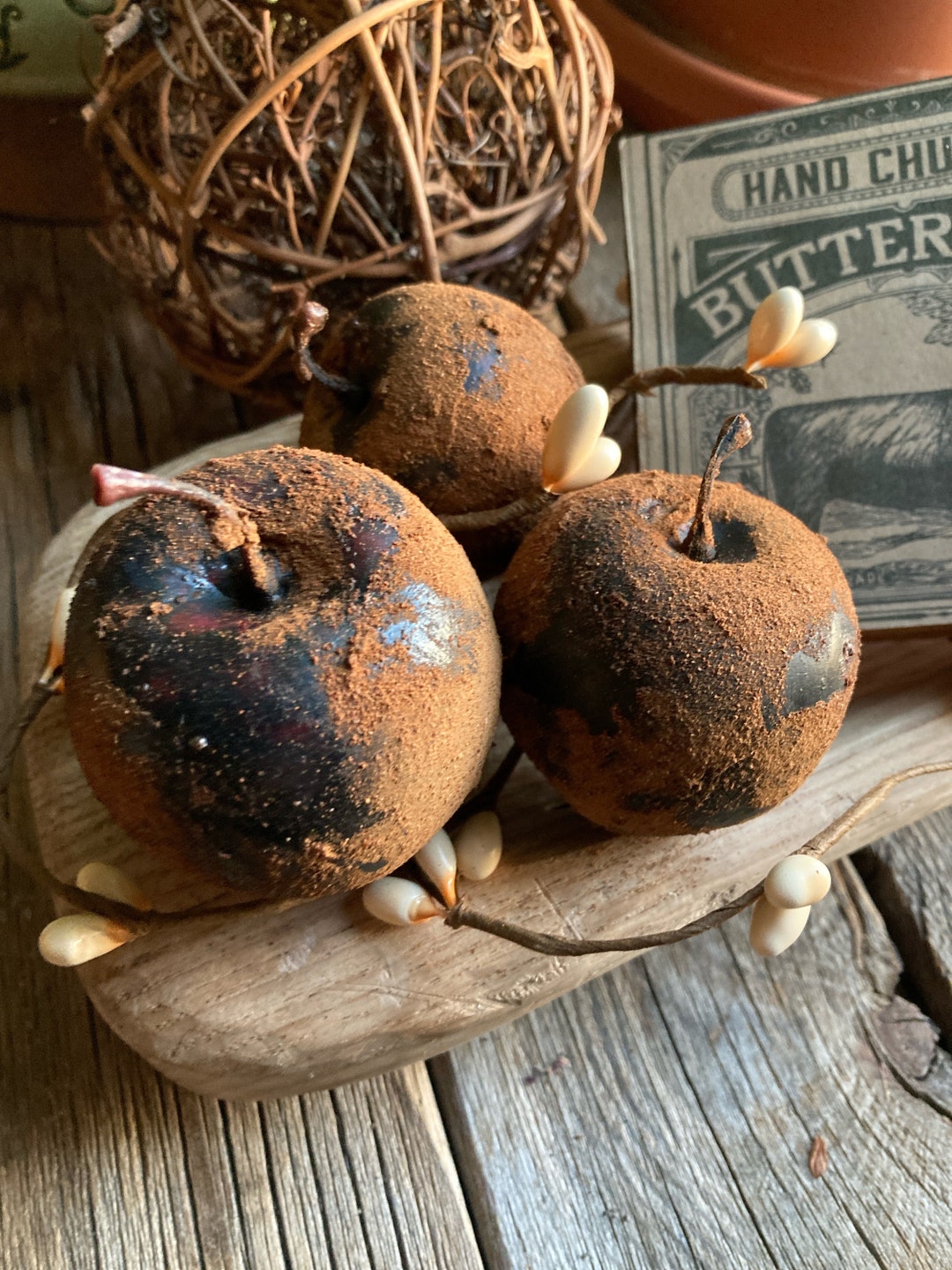 Primitive Apples / Grubby Apples/ Grungy Primitive /primitive Tiered ...