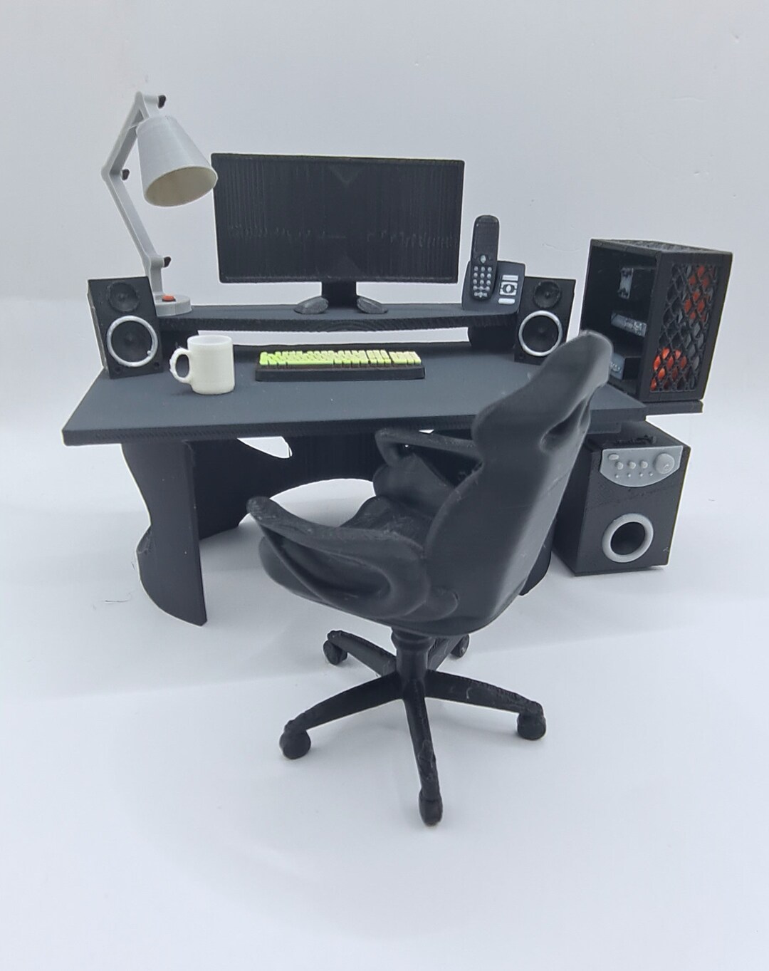 2000s Era PC Gaming Computer on Desk Diorama With Lamp 9mhz Telephone ...