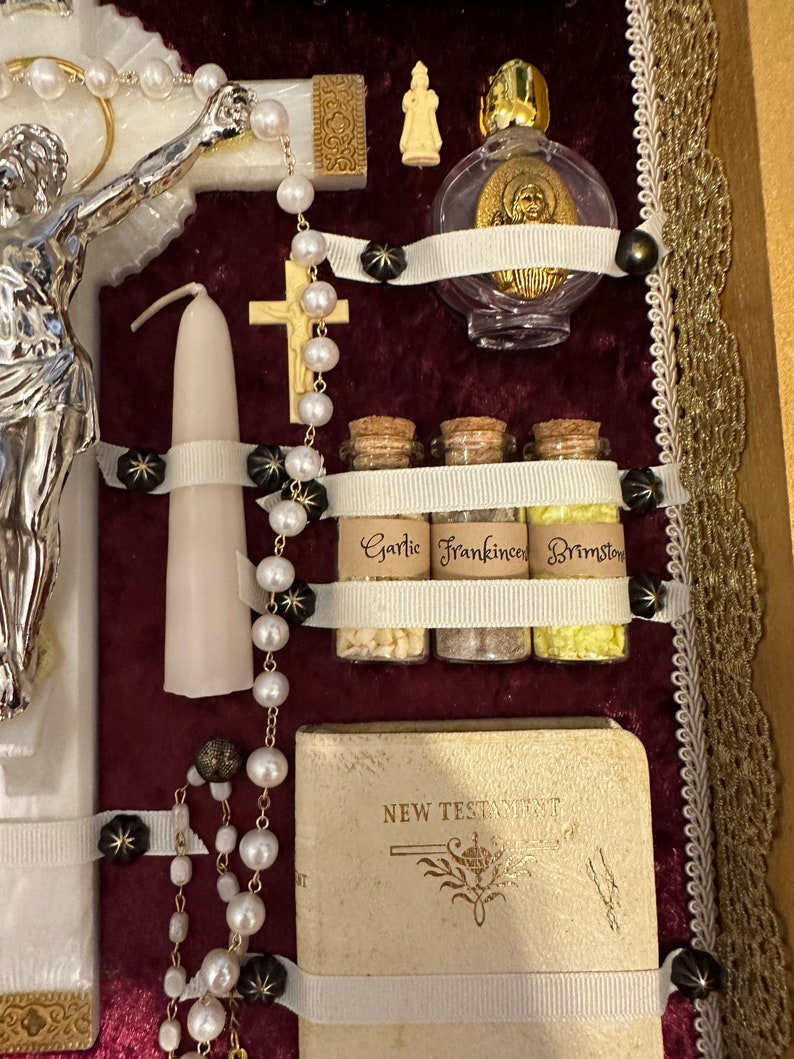 Vampire Slayer Kit Shadow Box Dracula Memorabilia Crucifix - Etsy