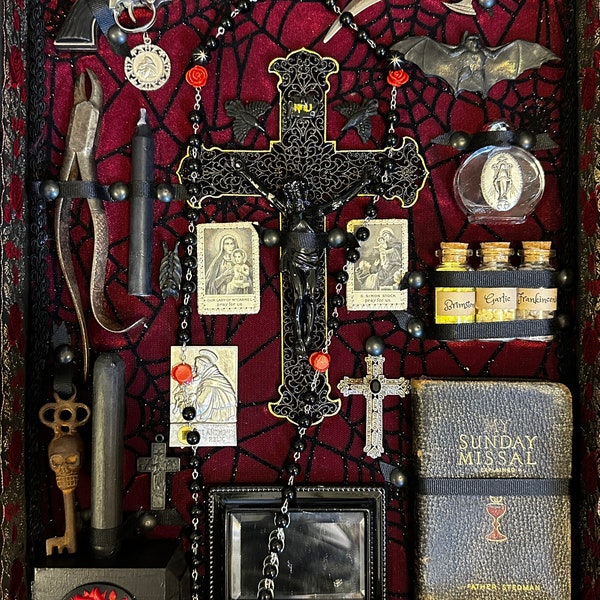 Vampire Hunting Kit - Etsy