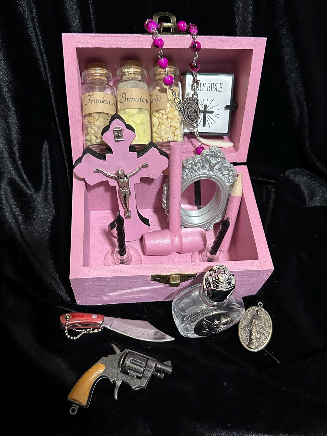 Vampire Slayer Kit, Treasure Box, Dracula Memorabilia, Crucifix, Rosary ...