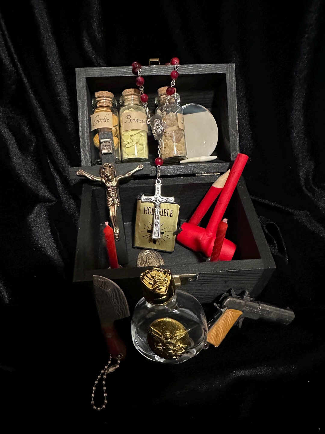 Vampire Slayer Kit, Treasure Box, Dracula Memorabilia, Crucifix, Rosary ...