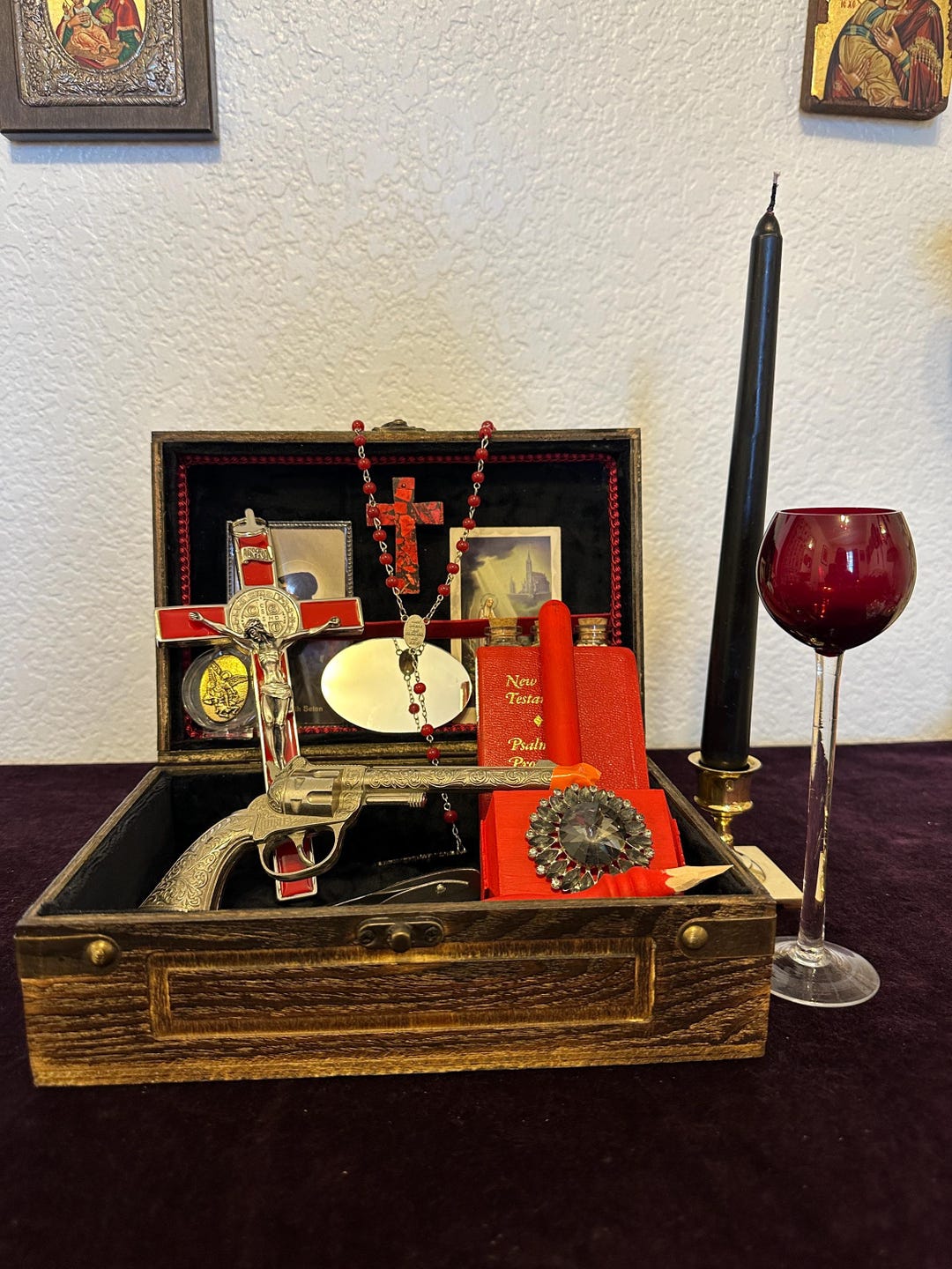 Vampire Slayer Kit, Treasure Box, Dracula Memorabilia, Crucifix, Rosary ...