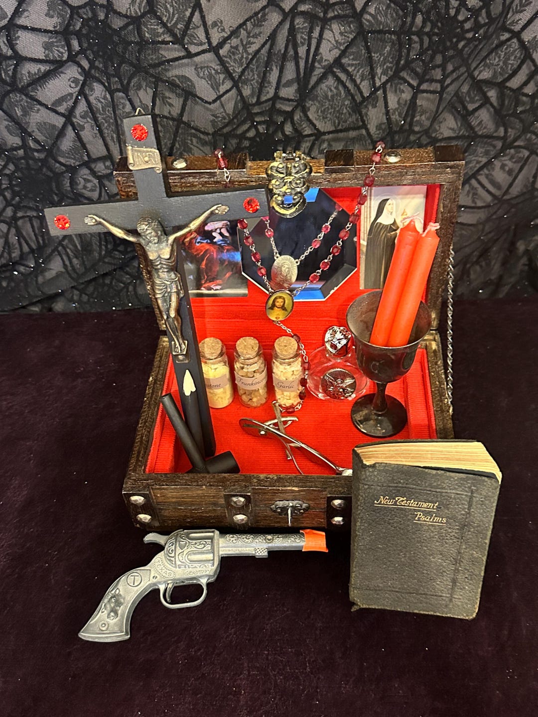 Vampire Slayer Kit, Treasure Box, Dracula Memorabilia, Crucifix, Rosary ...