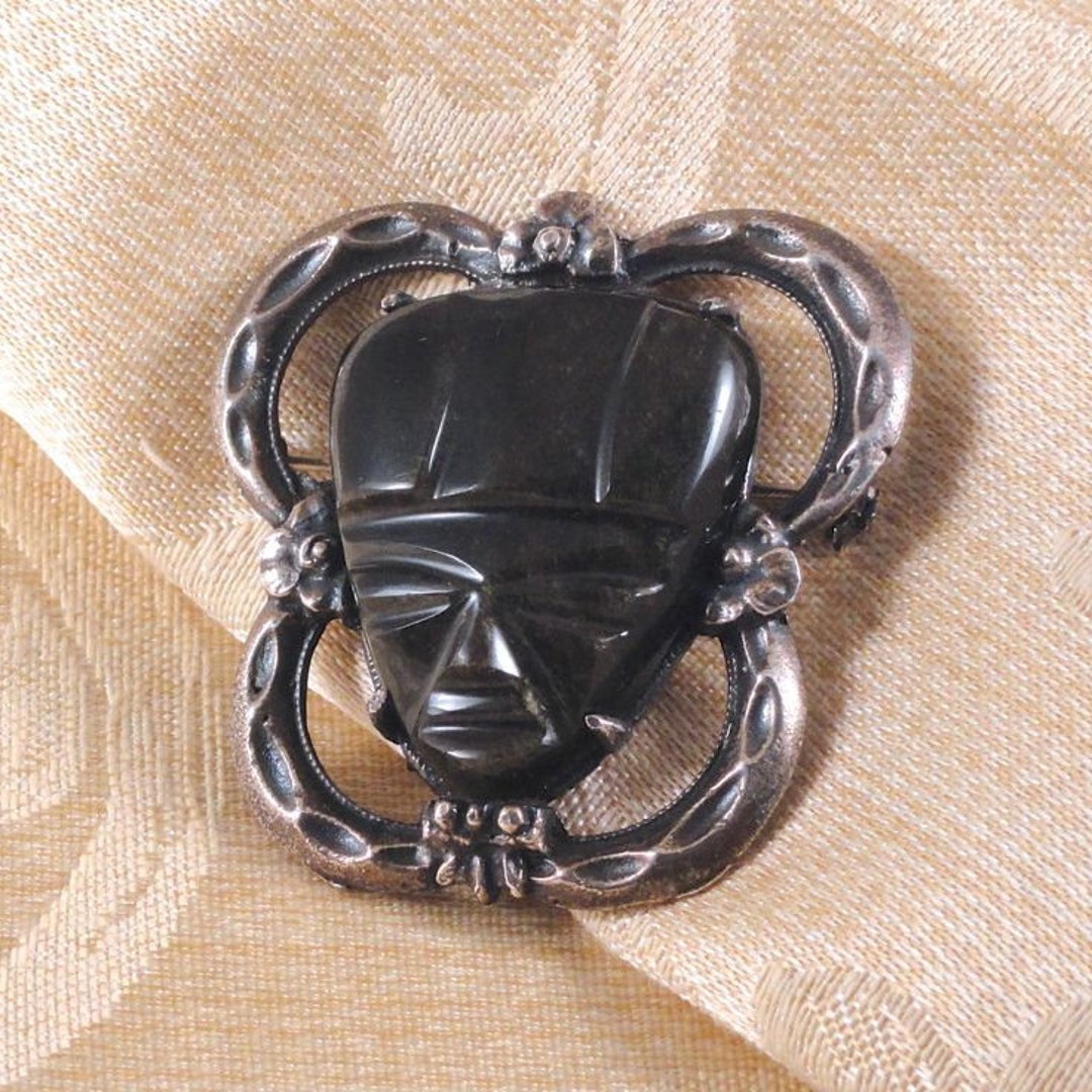 Vintage Aztec Revival Silver Sheen Obsidian Mayan Mask Brooch C1950s - Etsy