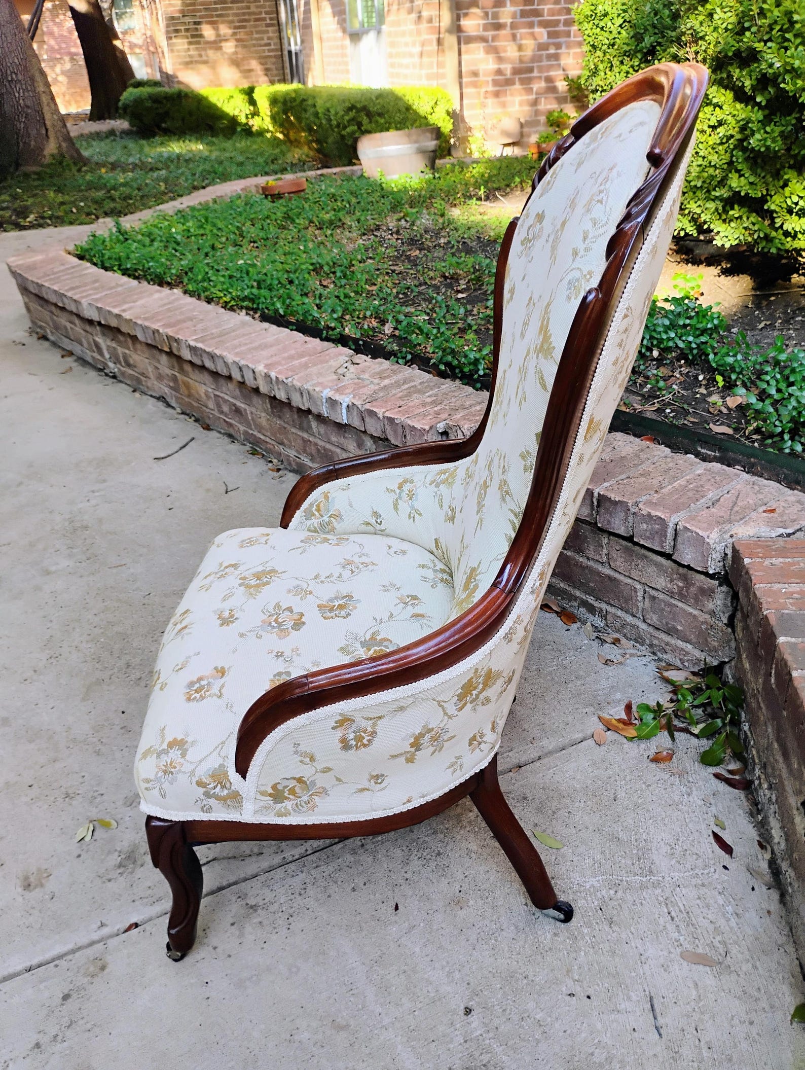 Victorian Style Spoon Back Parlor/lounge Chair - Etsy
