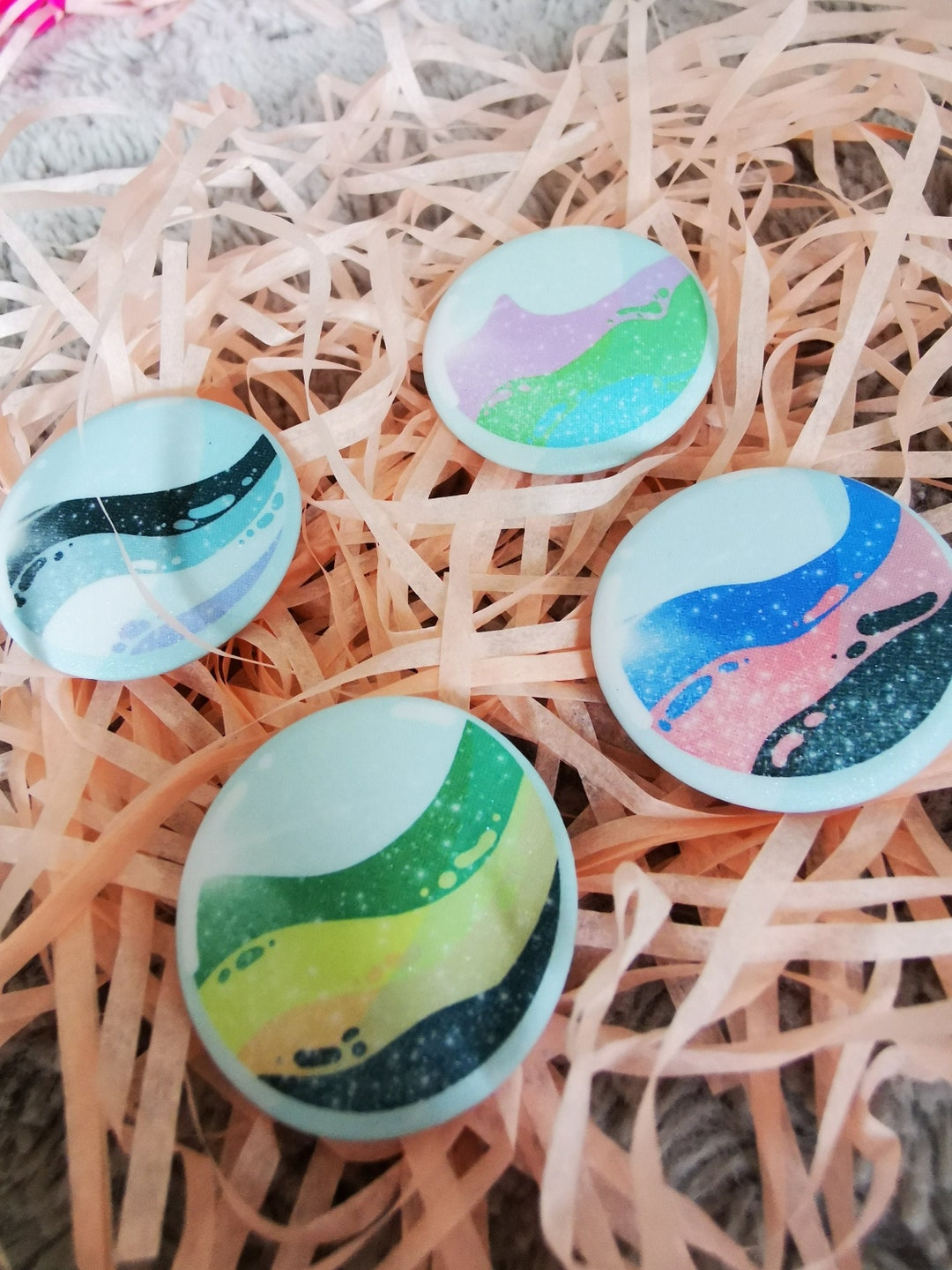 LGBT PRIDE Badges love Version Matte and Shiny, Aromantic, Ace ...