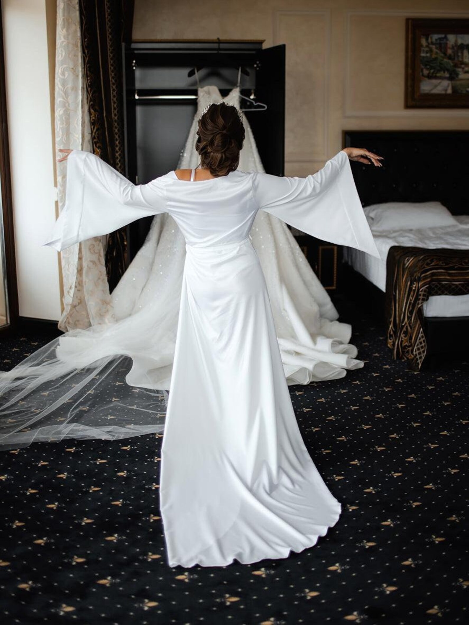 Long Bridal Robe With Train, Wedding Kimono Robe, White Bridal Robe ...