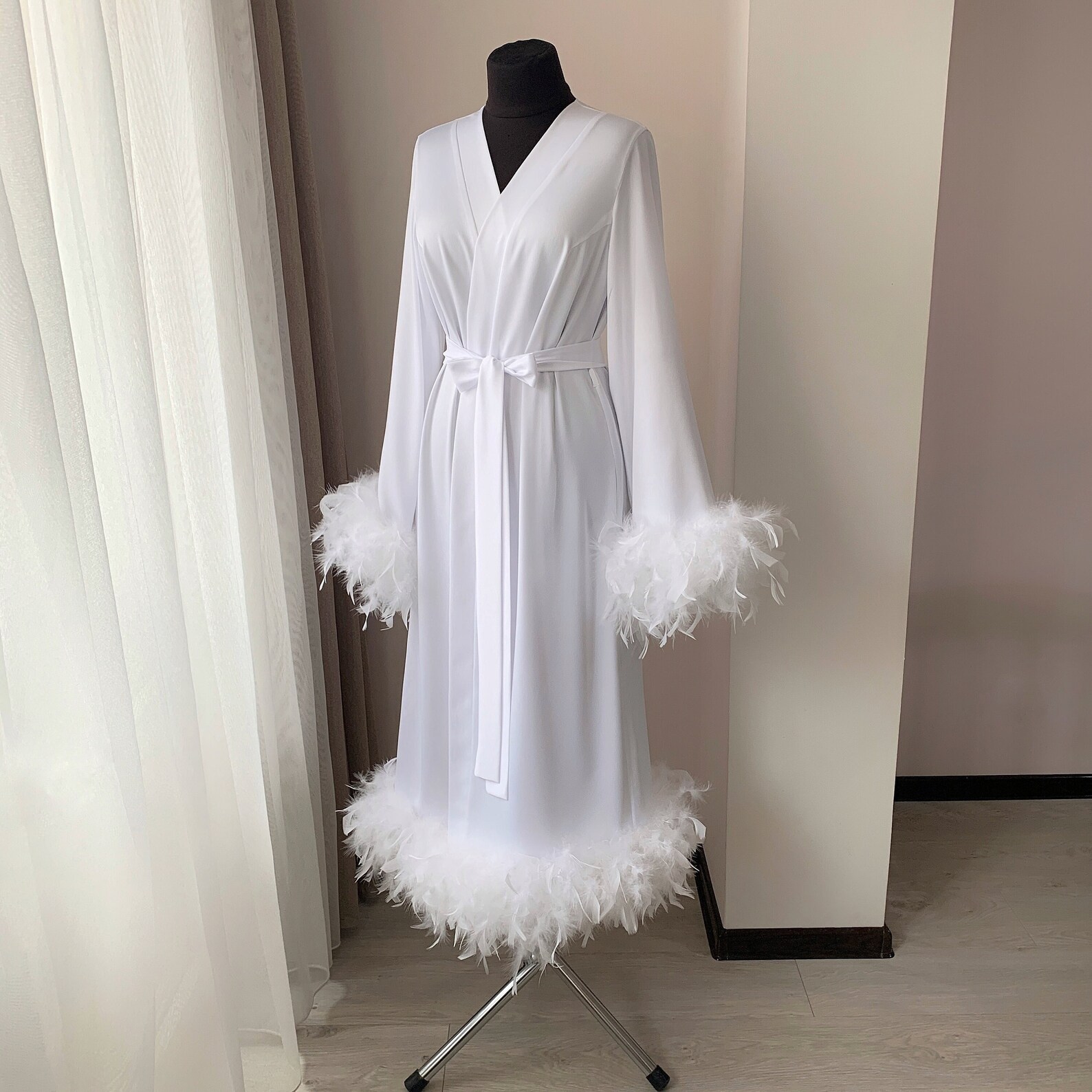 Long Bridal Robe With Feathers, Bridal Robe Long, Feather Robe White ...