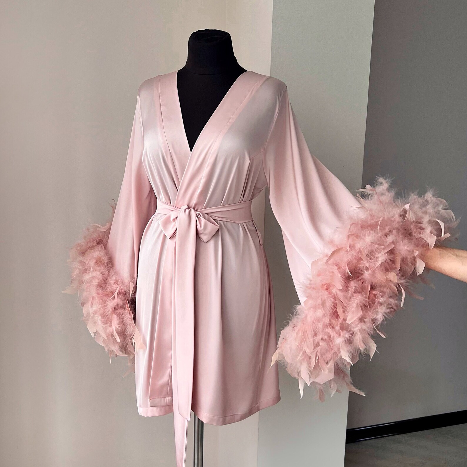 White Feather Robe, Bridal Robe With Feathers, Wedding Day, Bride Robe ...