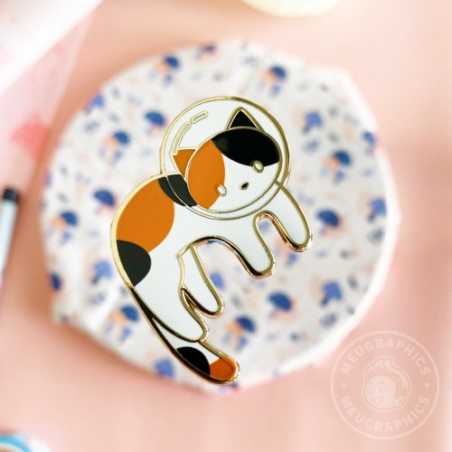 Enamel Pin: Mochi the Calico Delivery Cat - Etsy