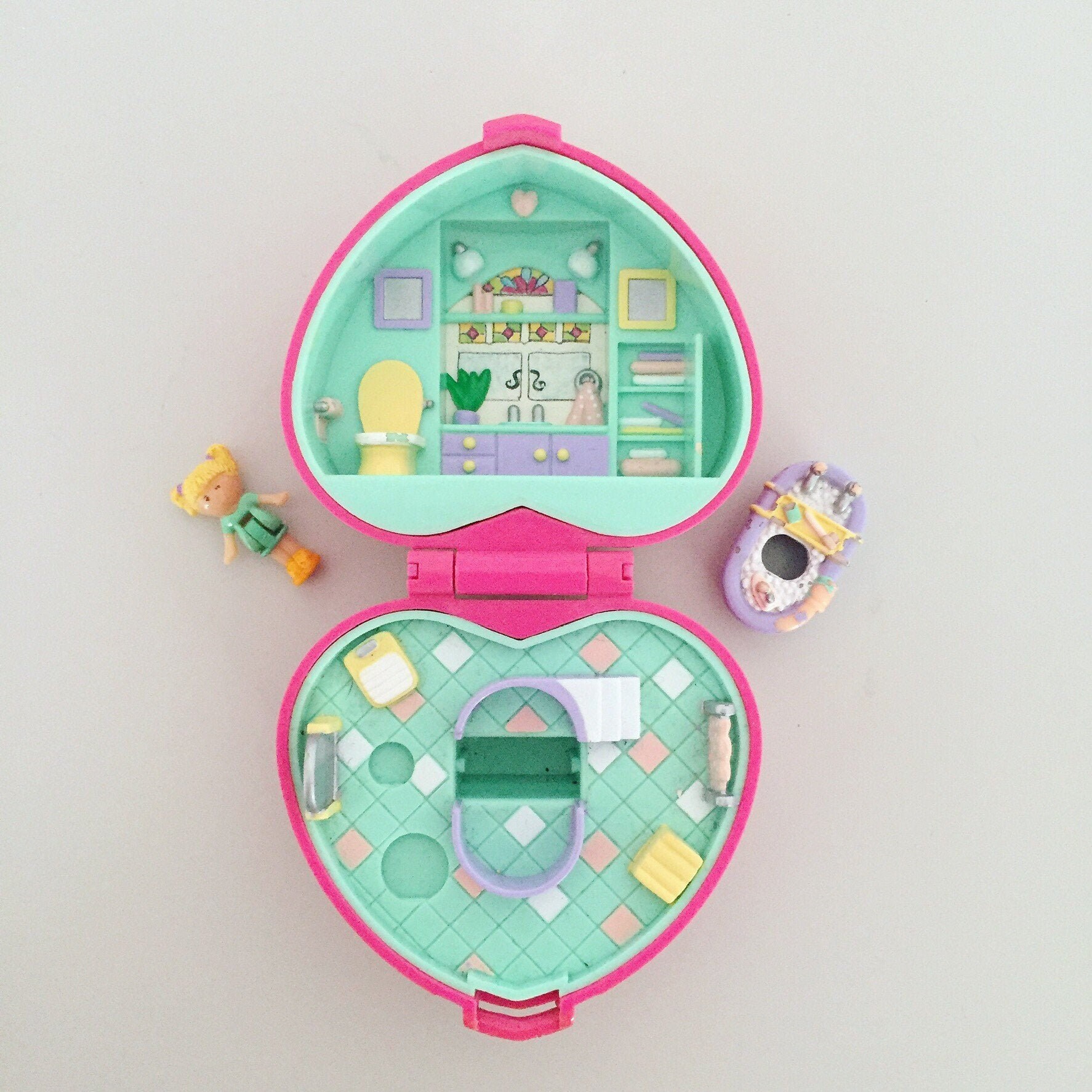 Rare Vintage 1991 Polly Pocket Bathroom Fun With Bath And Hong Kong | atelier-yuwa.ciao.jp