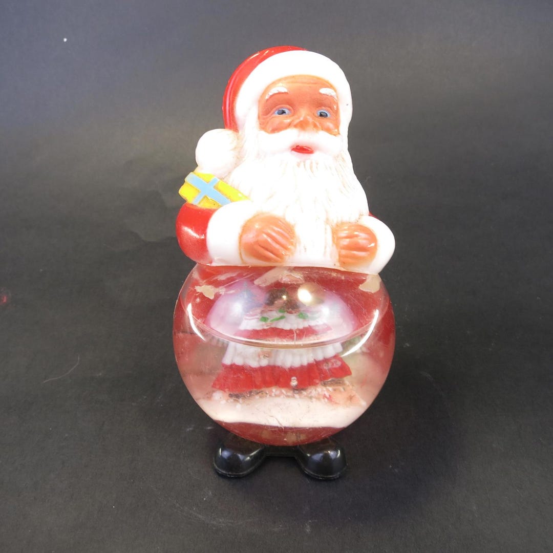 Vintage Plastic Santa Clause Snow Globe Figurine 5.5" Christmas Decor ...