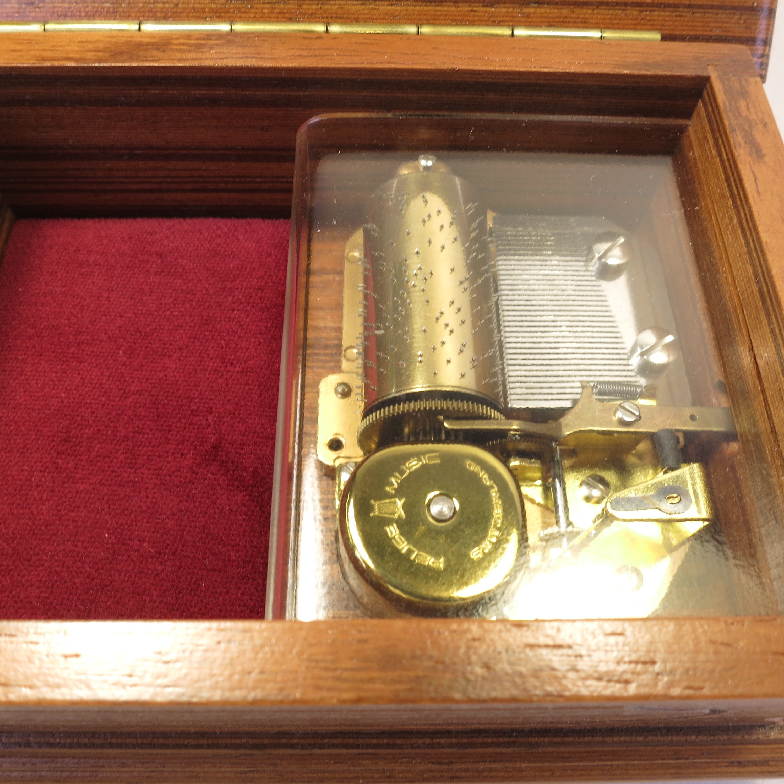 Vintage Chick Girl - Boxed Four Seasons Music Box by Hummel Goebel In ...