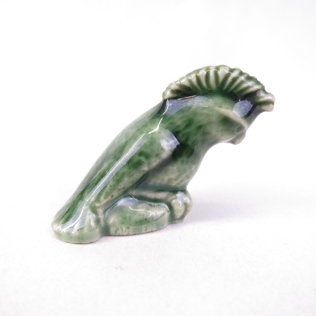 Vintage Wade Whimsies Miniature Ceramic Glazed Parrot Bird Figurine ...