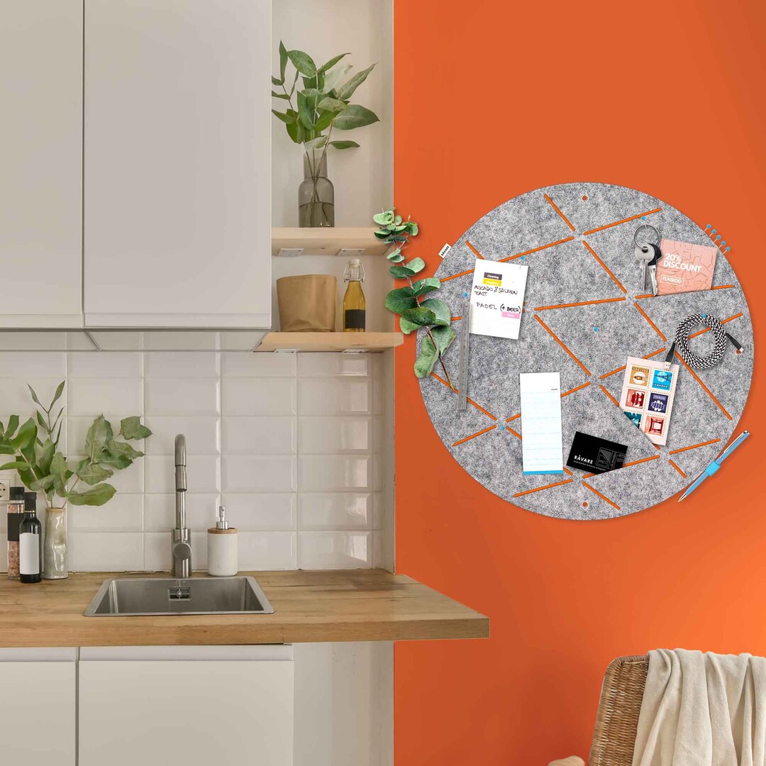 Memo Board for Sticking and Pinning in a Circle Shape, Modern Vision ...