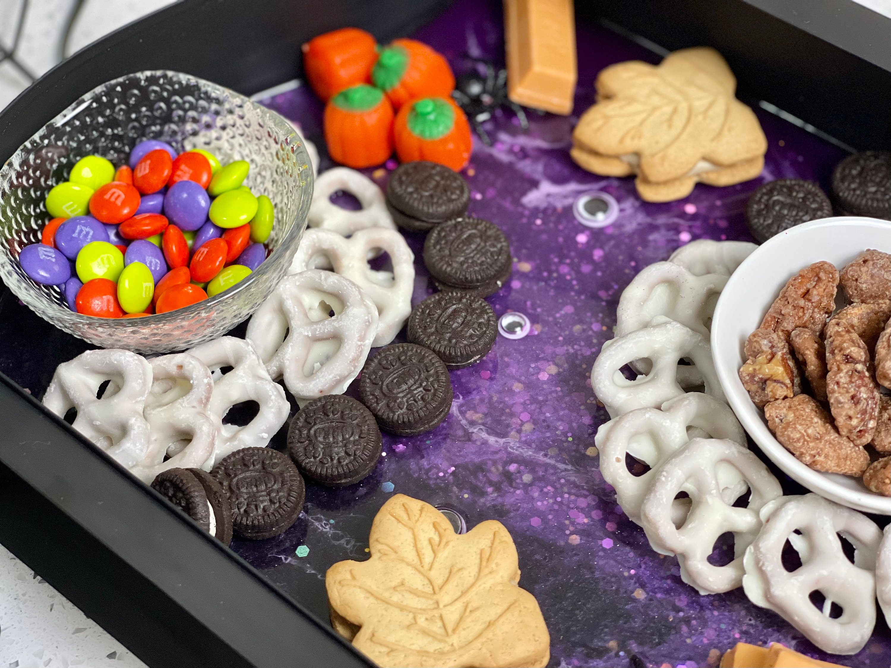 Halloween Spooky Cauldron Tray - Etsy