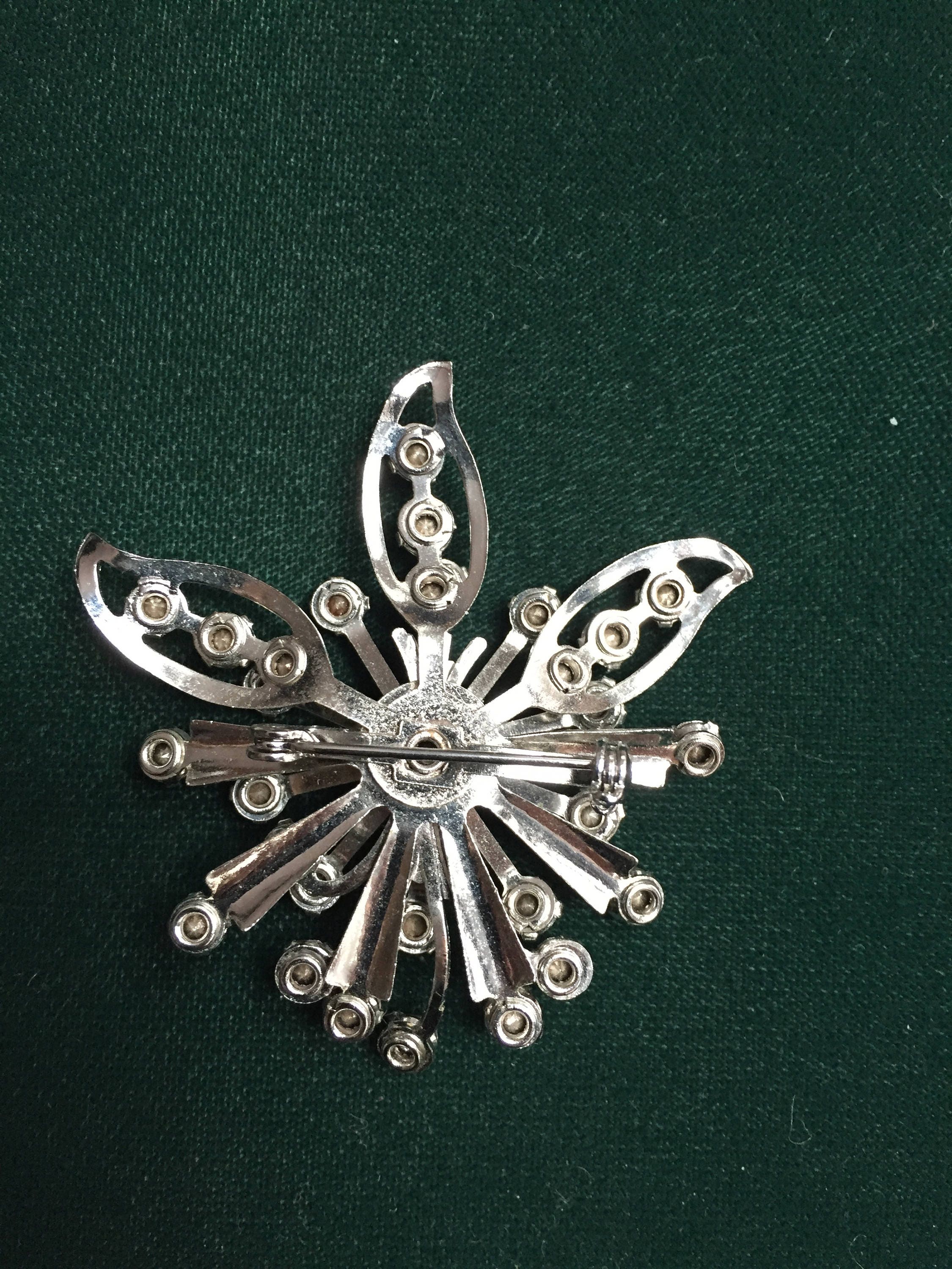 Vintage Silver Tone and Rhinestone Starburst Pin/Brooch | Etsy