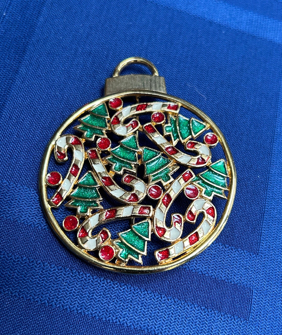 Vintage Holiday Brooch/pin Ornament With Candy Canes and Christmas ...
