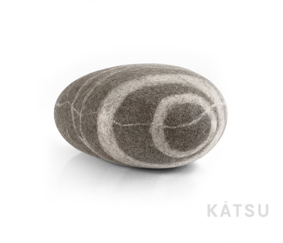 Felted stones - KATSU