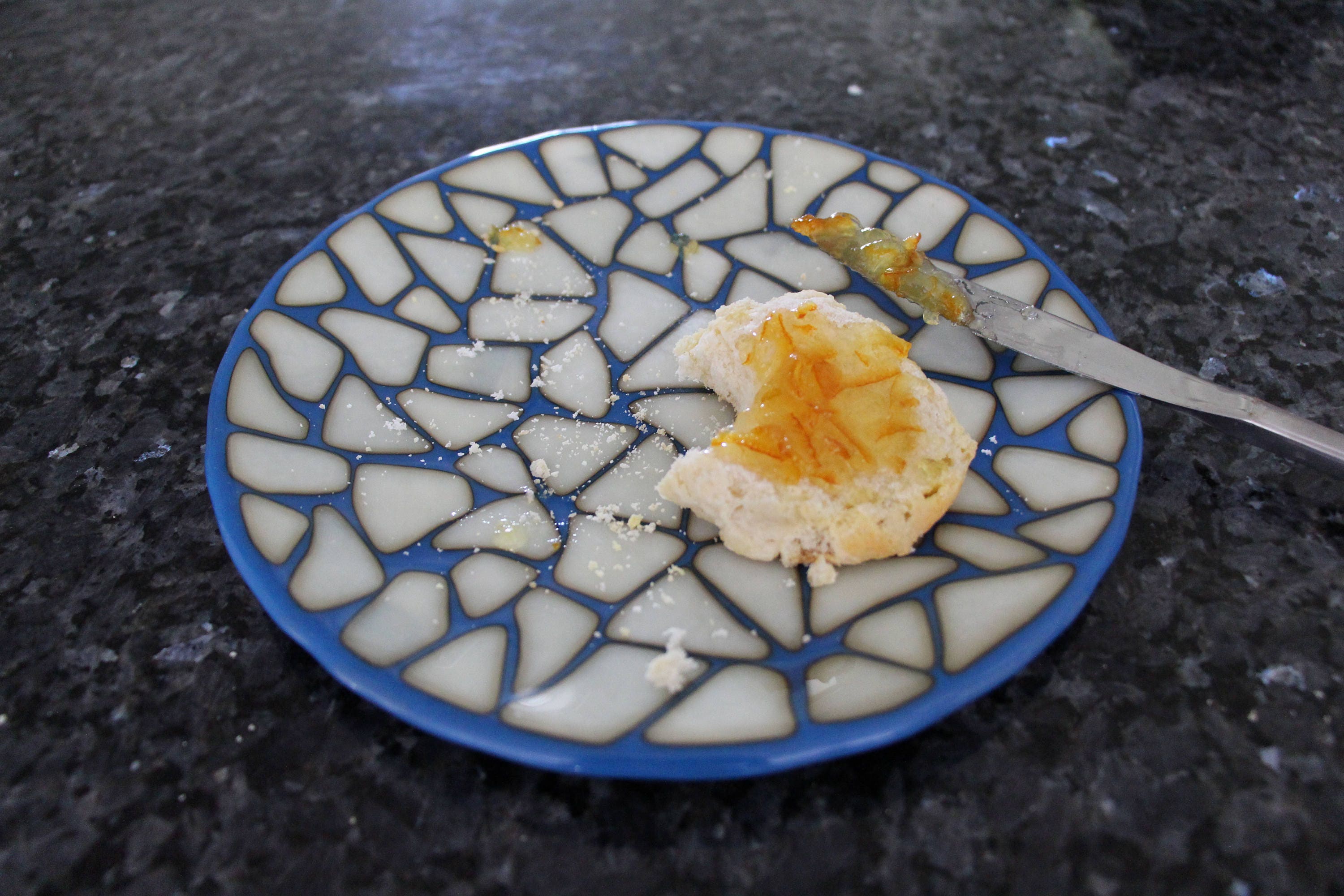 Round 8 Inch Diameter Plate Blue and White Mosaic Fused Glass Dish - Etsy
