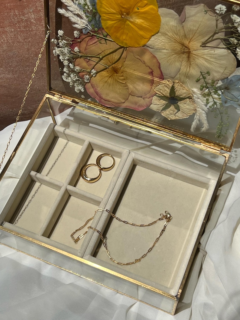 Pressed Bridal Bouquet | Jewelry Box | Pressed Wedding Flowers ...