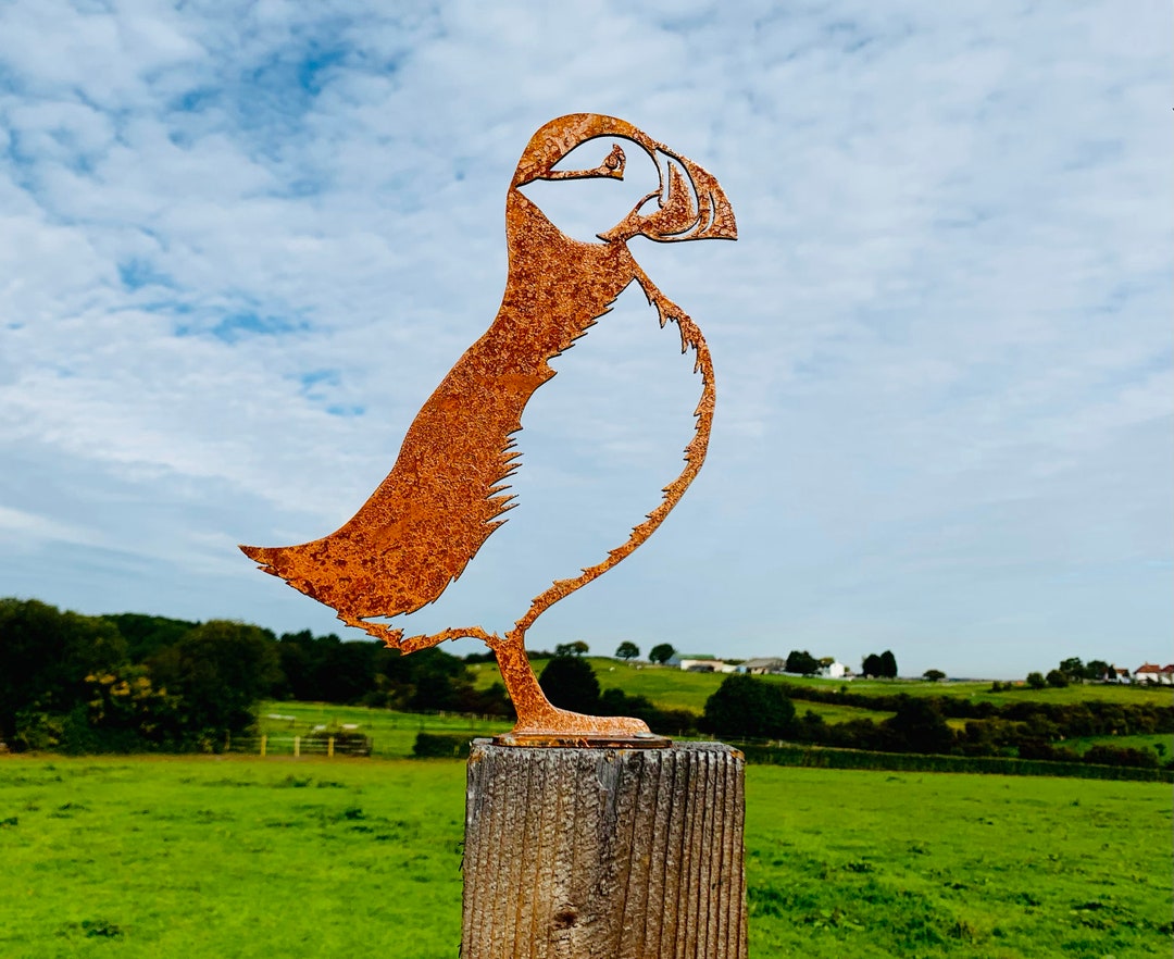 Rusty Metal Puffin - Etsy