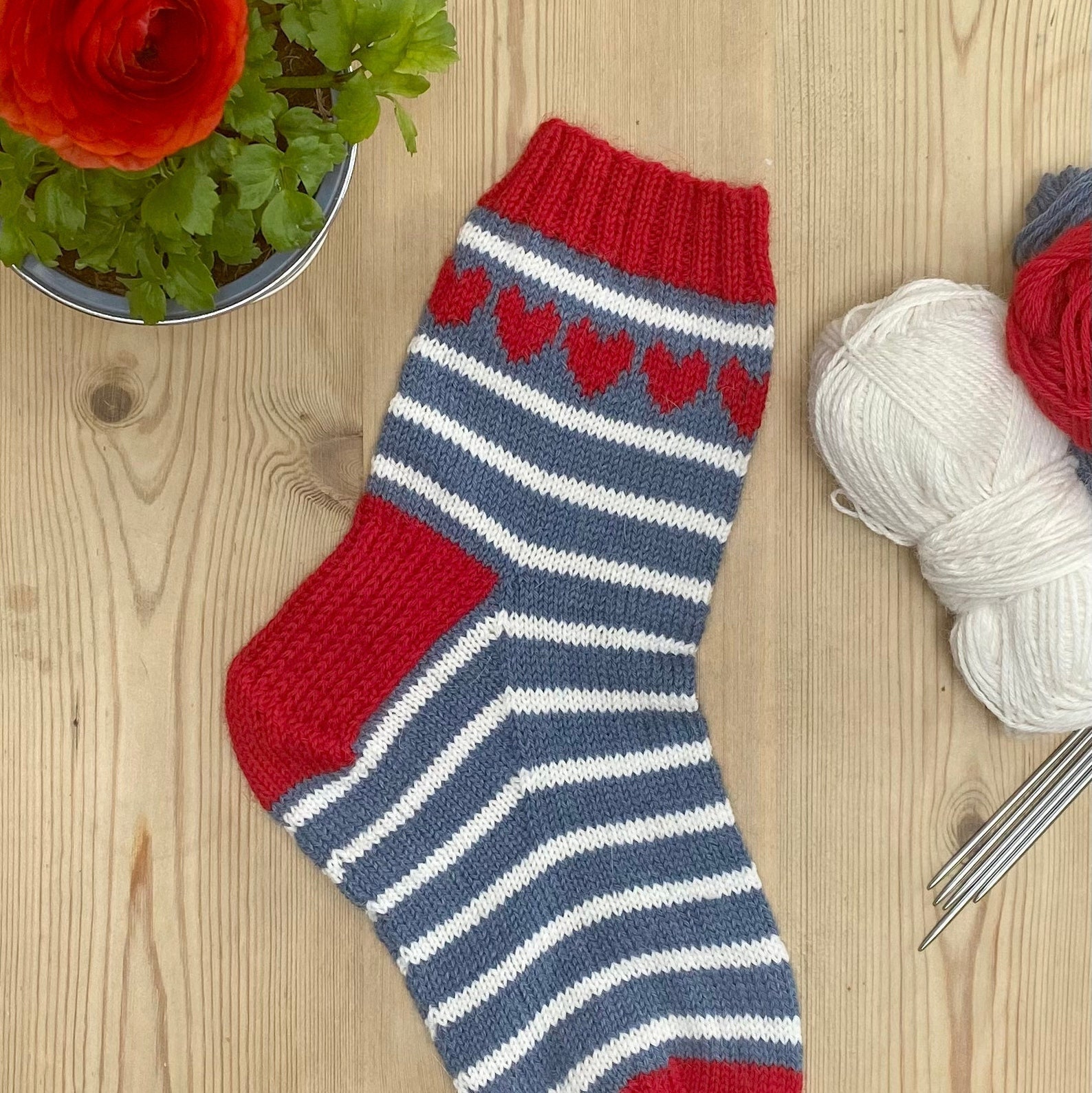 Knitting Pattern - Love Heart Socks, Hand Knitted Socks, Sizes UK 5 - 8 ...