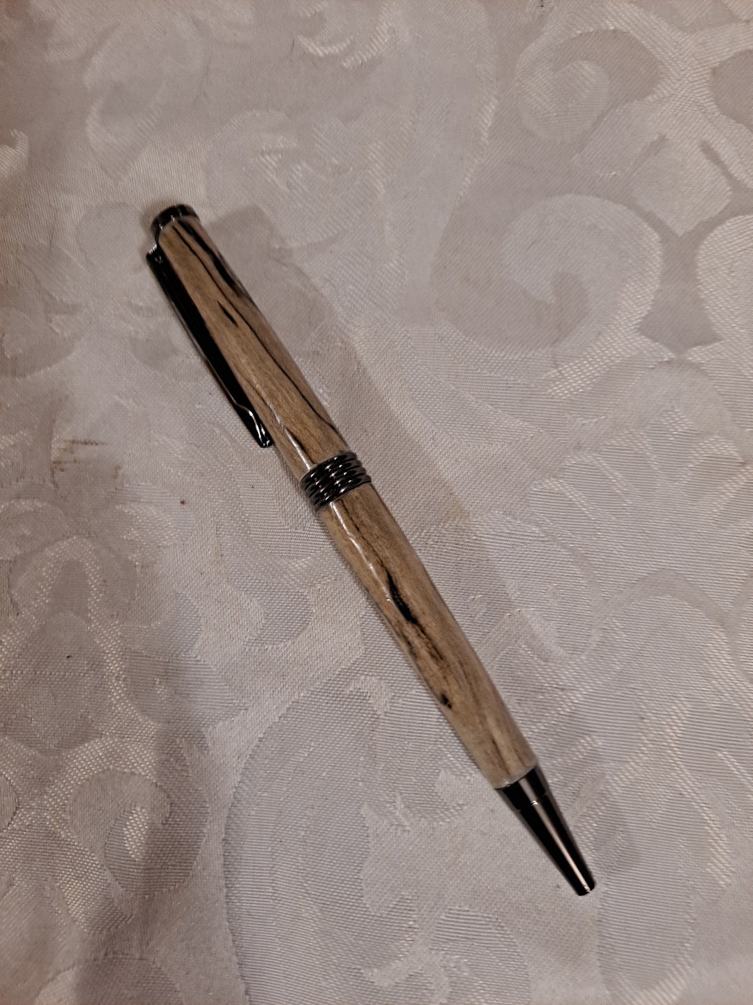 Nexus Twist Pen - Etsy