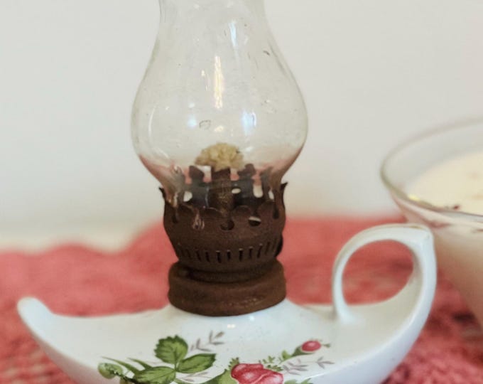 Small Vintage Oil Lamp - Etsy