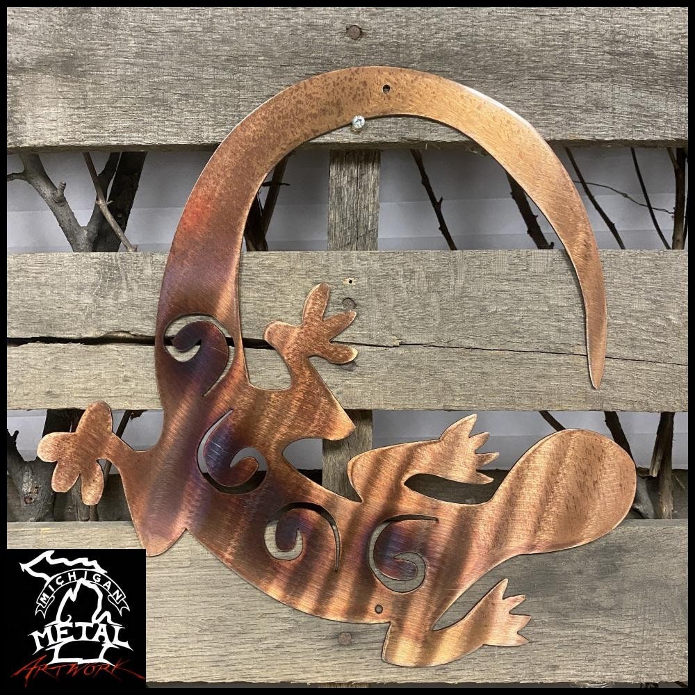 Tail Chasing Gecko Metal Wall Art - Etsy