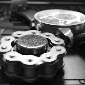 The Mini Cog and Chain EDC Spinner Fidget Spinner Fidget Toy 3D Printed ...