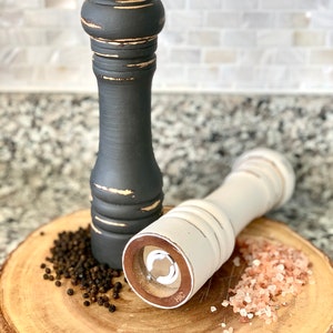 Farmhouse Rustic Distressed 8” Salt Shaker & Pepper Mill Shakers ...
