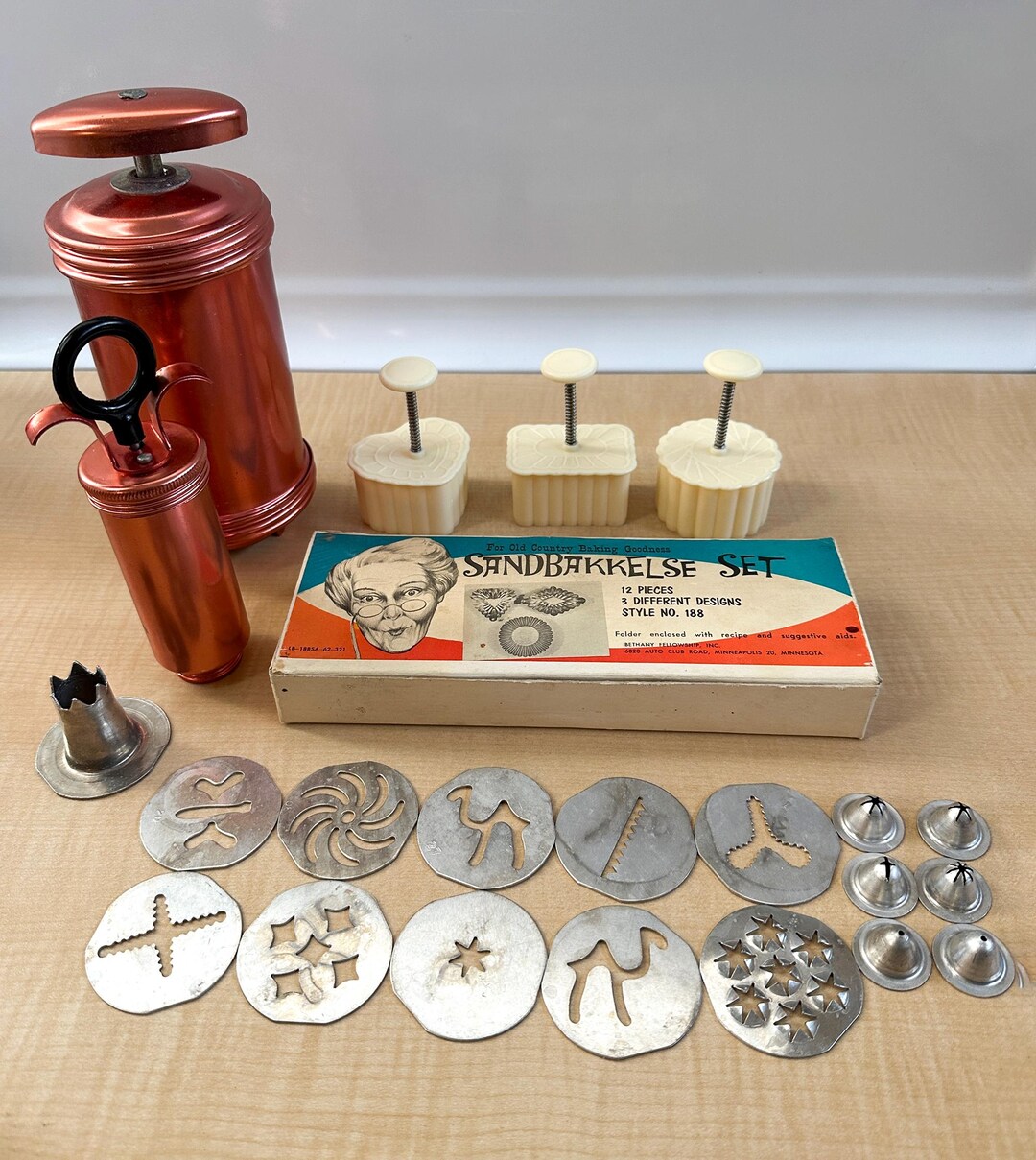 Vintage Sandbakkelse Pastry Bake Set, Cookie Stamps and Press, Cake ...